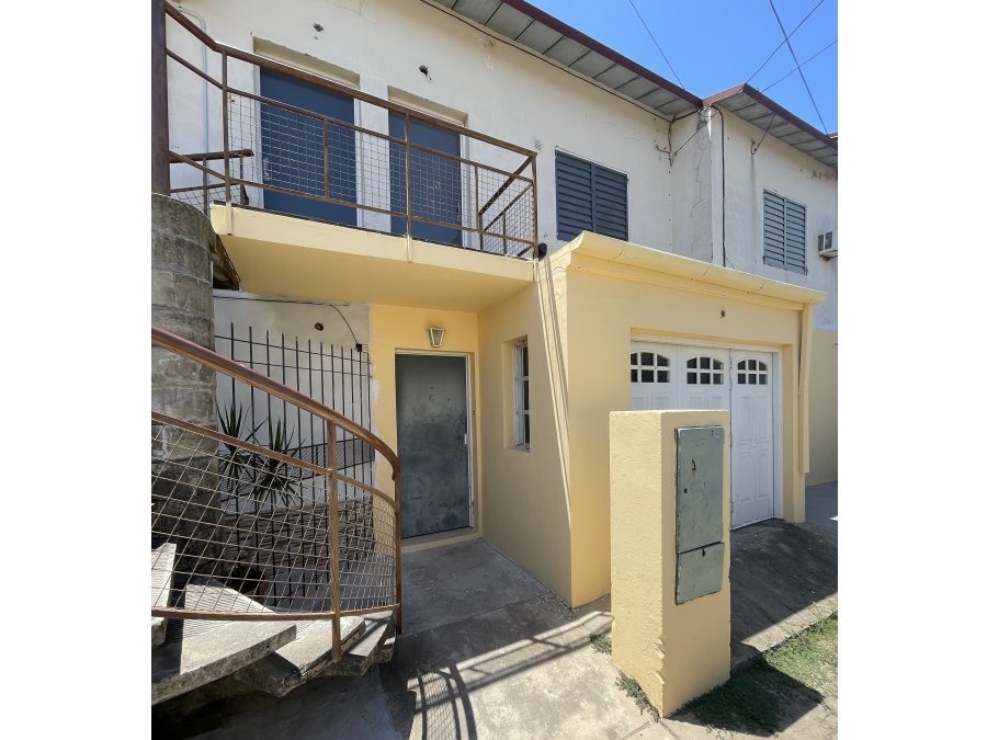 EN VENTA CASA DE 3 DORM. ZONA DIV. DE LOS ANDES Y PROV. UNID ...