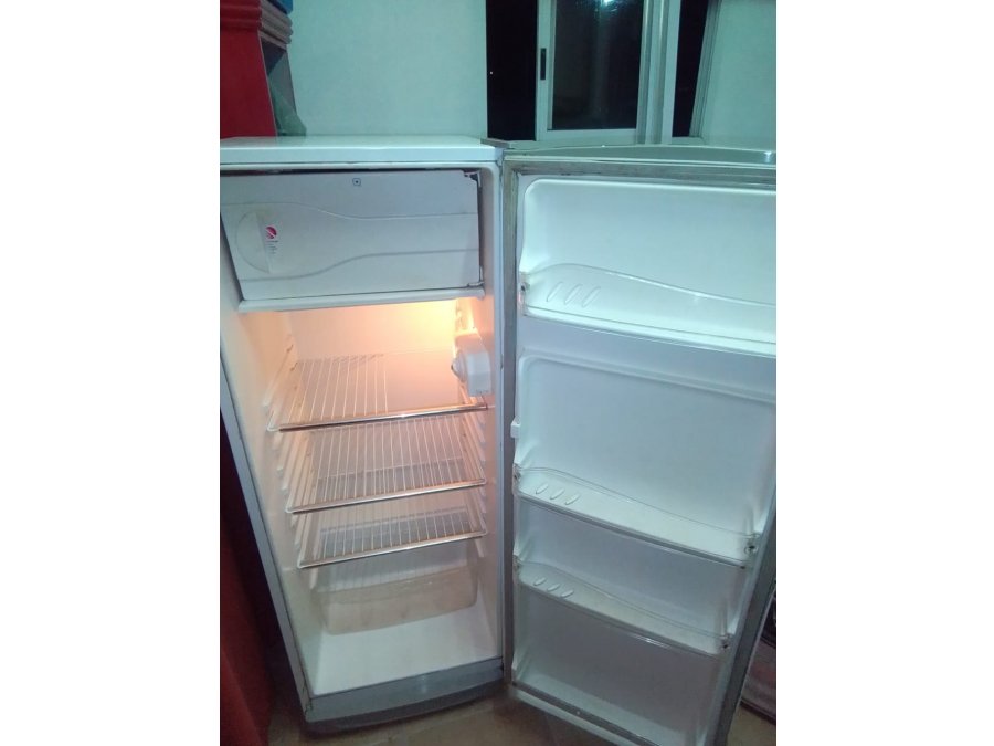 Vendo heladera Coventry con congelador - Clasionce | Fácil comprar ...