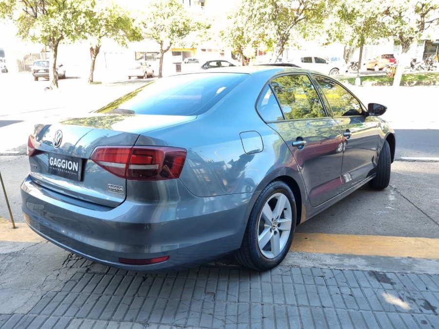 Atto lo que buscabas..!! Vento Advance 2.5 Plus Tip / 2016 - Clasionce ...