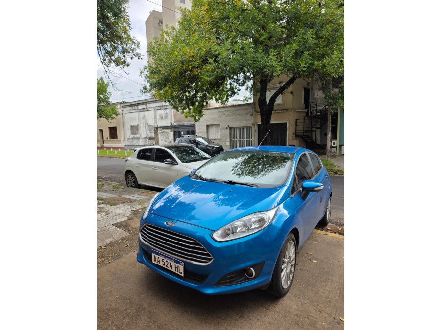 FORD FIESTA KINETIC SE 1.6 5P 2016 64.000KM - Clasionce | Fácil comprar ...
