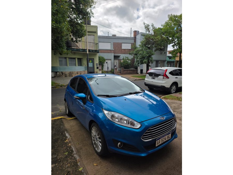 FORD FIESTA KINETIC SE 1.6 5P 2016 64.000KM - Clasionce | Fácil comprar ...
