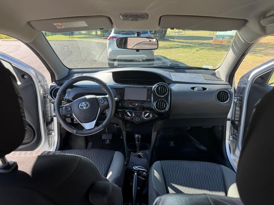 VENDO TOYOTA ETIOS XLS 2018 AUTOM. PARTICULAR - Clasionce | Fácil ...