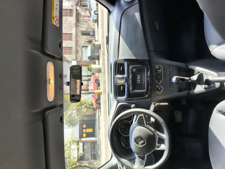 Renault Sandero 1.6 Intense CVT 2020 - Clasionce | Fácil comprar, fácil ...