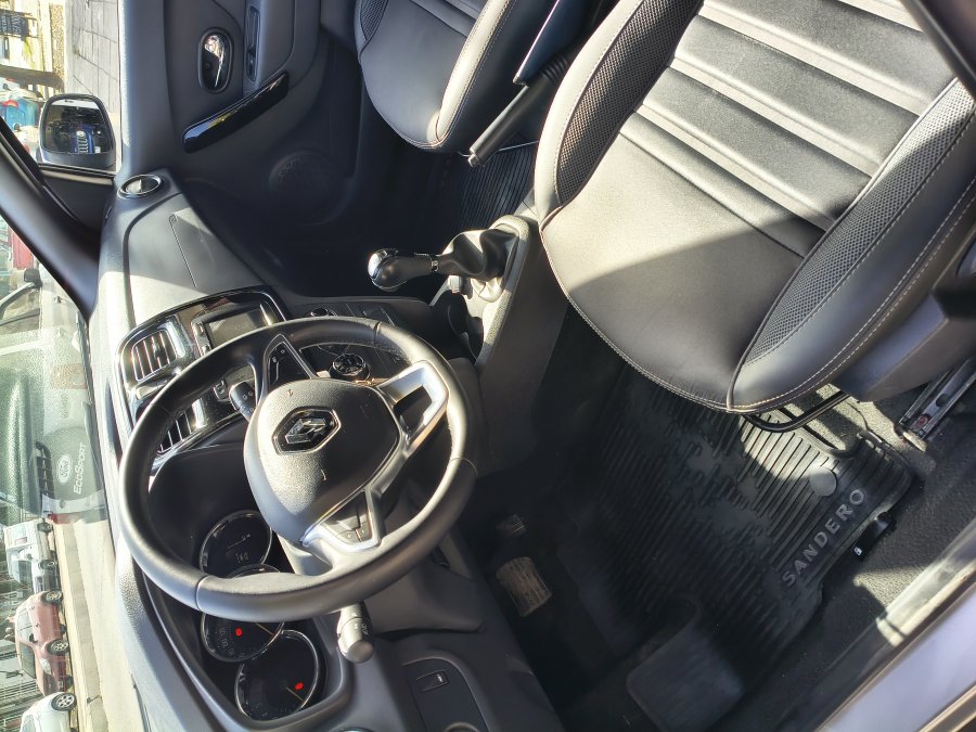 Renault Sandero 1.6 Intense CVT 2020 - Clasionce | Fácil comprar, fácil ...